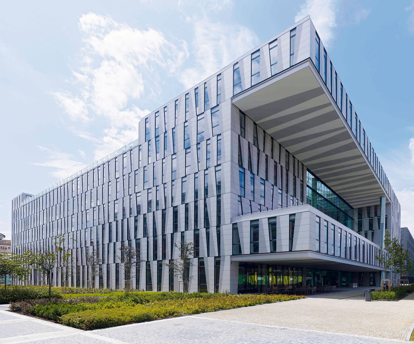 Budova Amazon Court v pražském Karlíněnew | ASB Portal